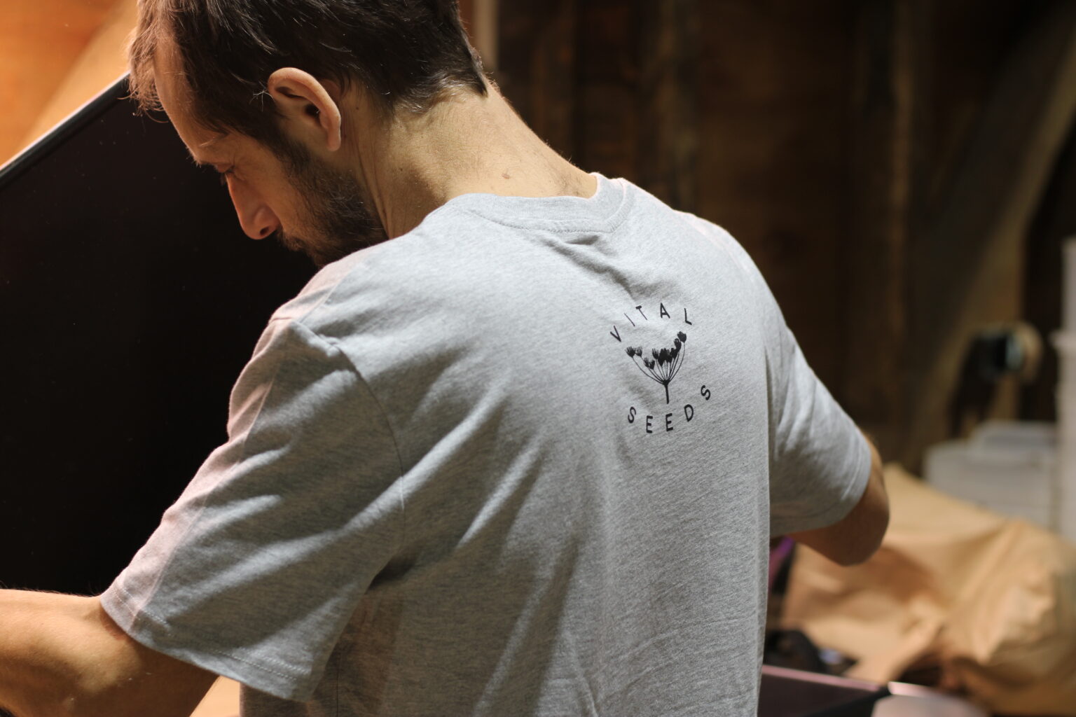 Vital Seeds organic cotton T-shirt - Vital Seeds